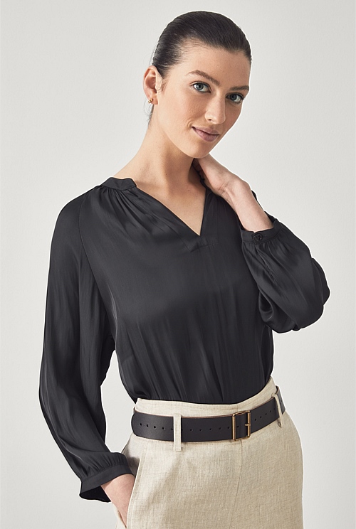 Black Raglan Sleeve Vent Neck Blouse - WOMEN Shirts | Trenery