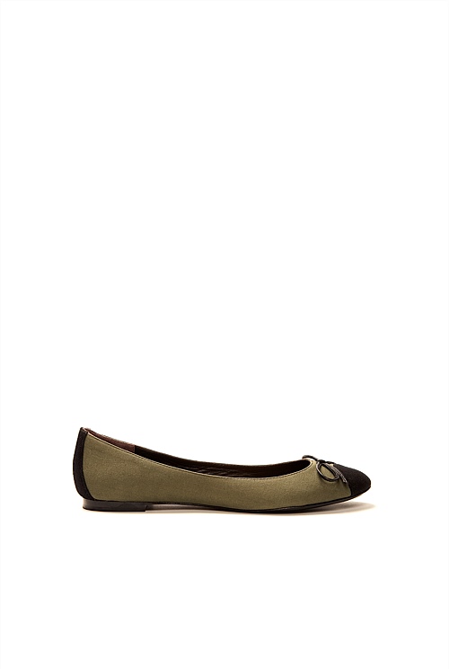 Ivy Green Jenna Cap Toe Ballet | Trenery