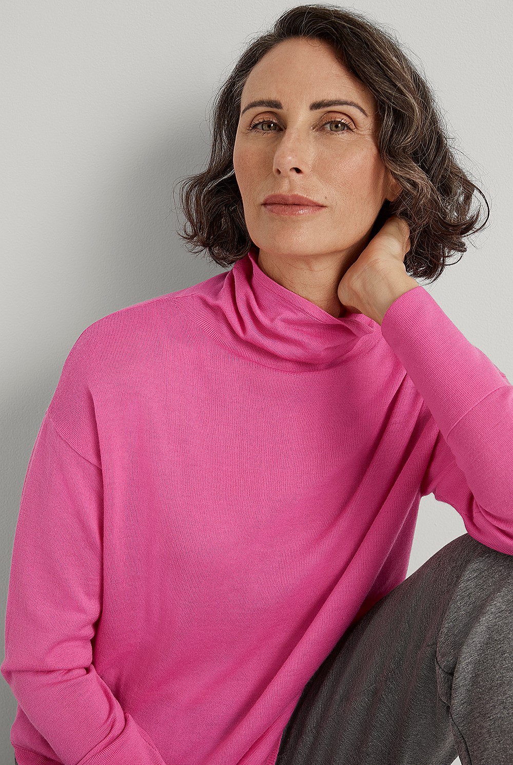 Bright Magenta Merino Relaxed Roll Neck - WOMEN Knitwear | Trenery