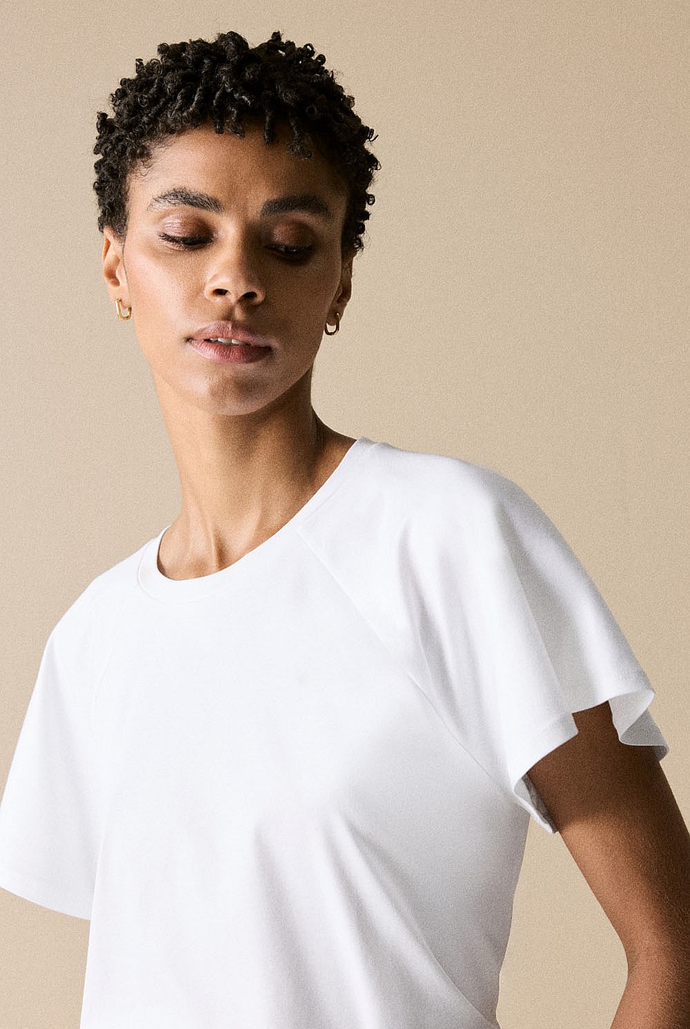 White Cotton Interlock Raglan T-Shirt - WOMEN T-Shirts & Tops | Trenery