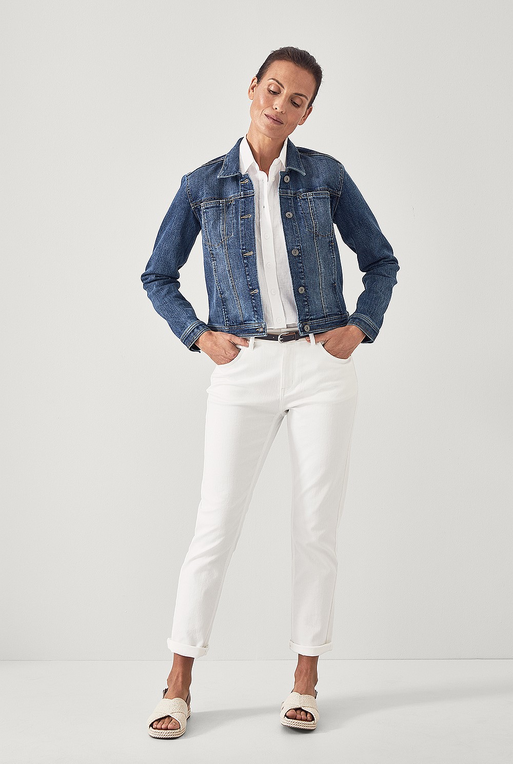 Vintage Wash Denim Denim Jacket - WOMEN Outerwear | Trenery