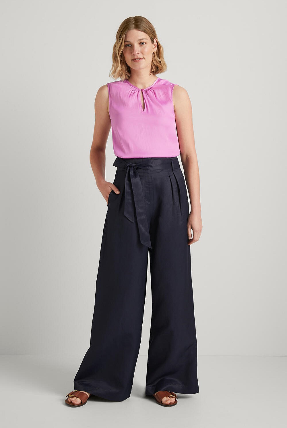 Aurora Pink Vent Neck Sleeveless Blouse - WOMEN Shirts | Trenery
