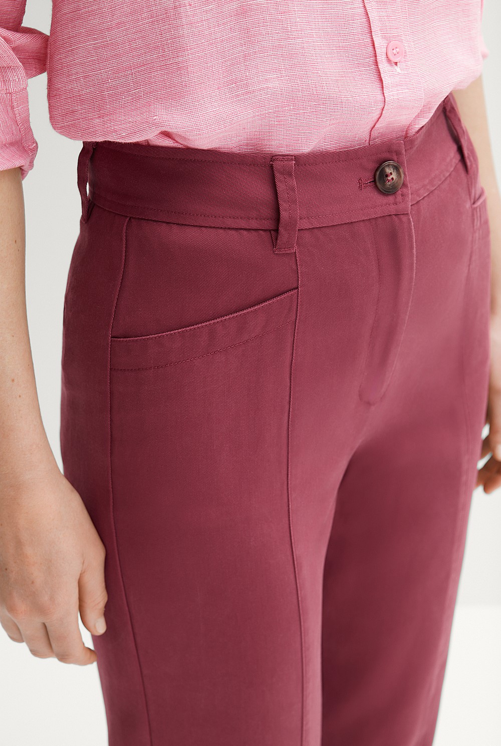 Burgundy Tab Hem Pant - WOMEN Pants | Trenery