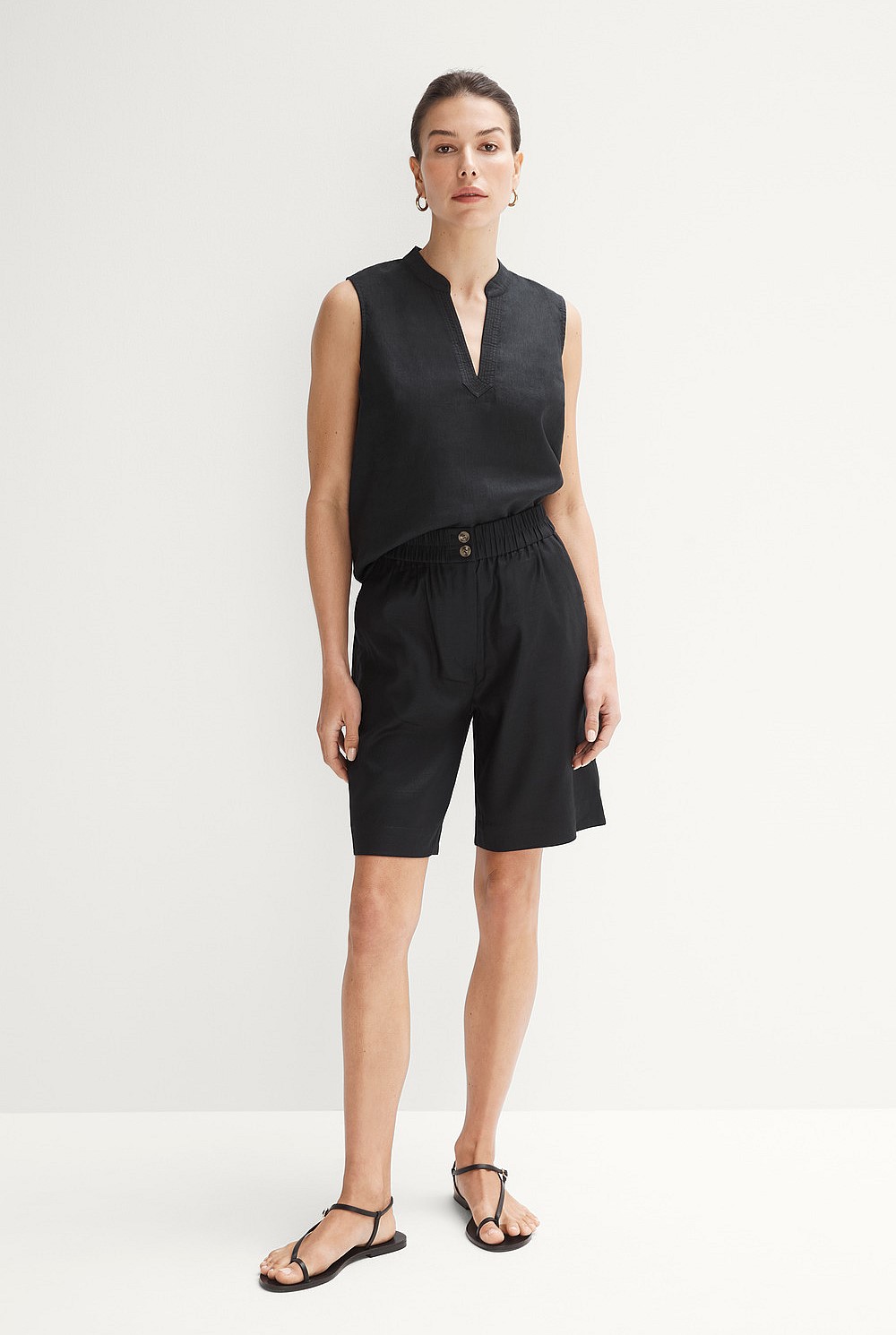 Black Linen Vent Neck Tank - WOMEN Shirts | Trenery