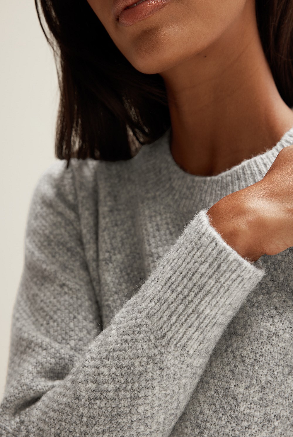 Light Grey Melange Crew Neck Stitch Knit - WOMEN Knitwear | Trenery