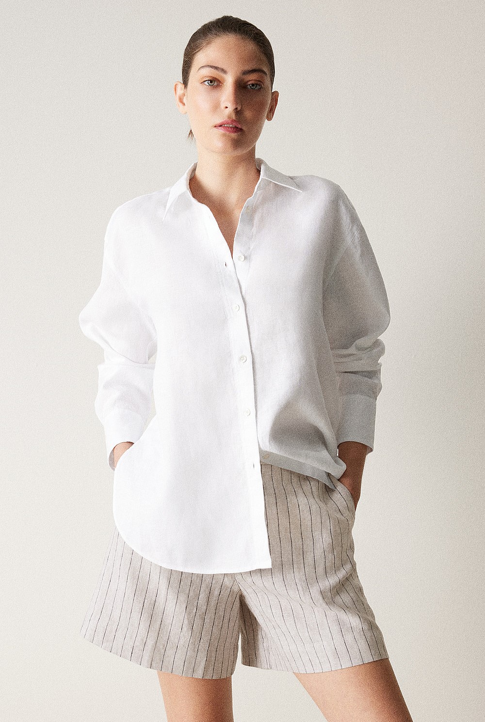 White Linen Relaxed Long Sleeve Shirt - WOMEN Shirts | Trenery