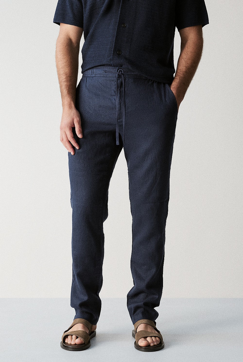 Navy Linen Drawstring Pant - MEN Pants | Trenery