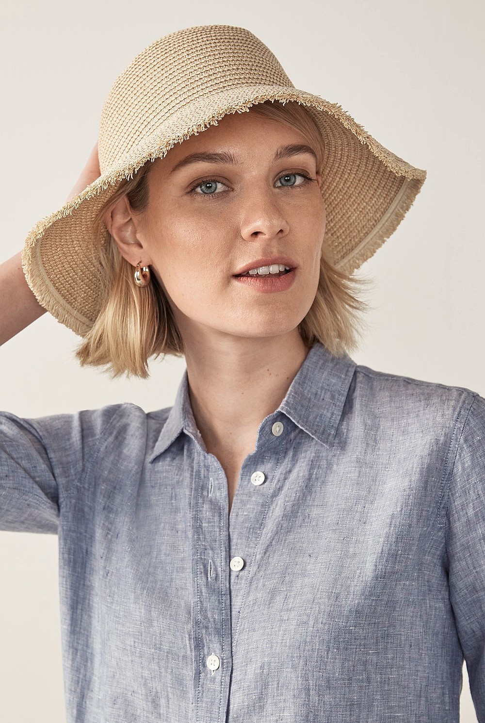 Natural Alondra Bucket Hat - WOMEN Hats & Scarves | Trenery